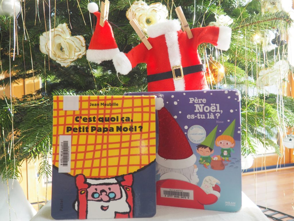 Le vocabulaire des vêtements dans les livres de Noël - 1 Bulle 2 Langues
